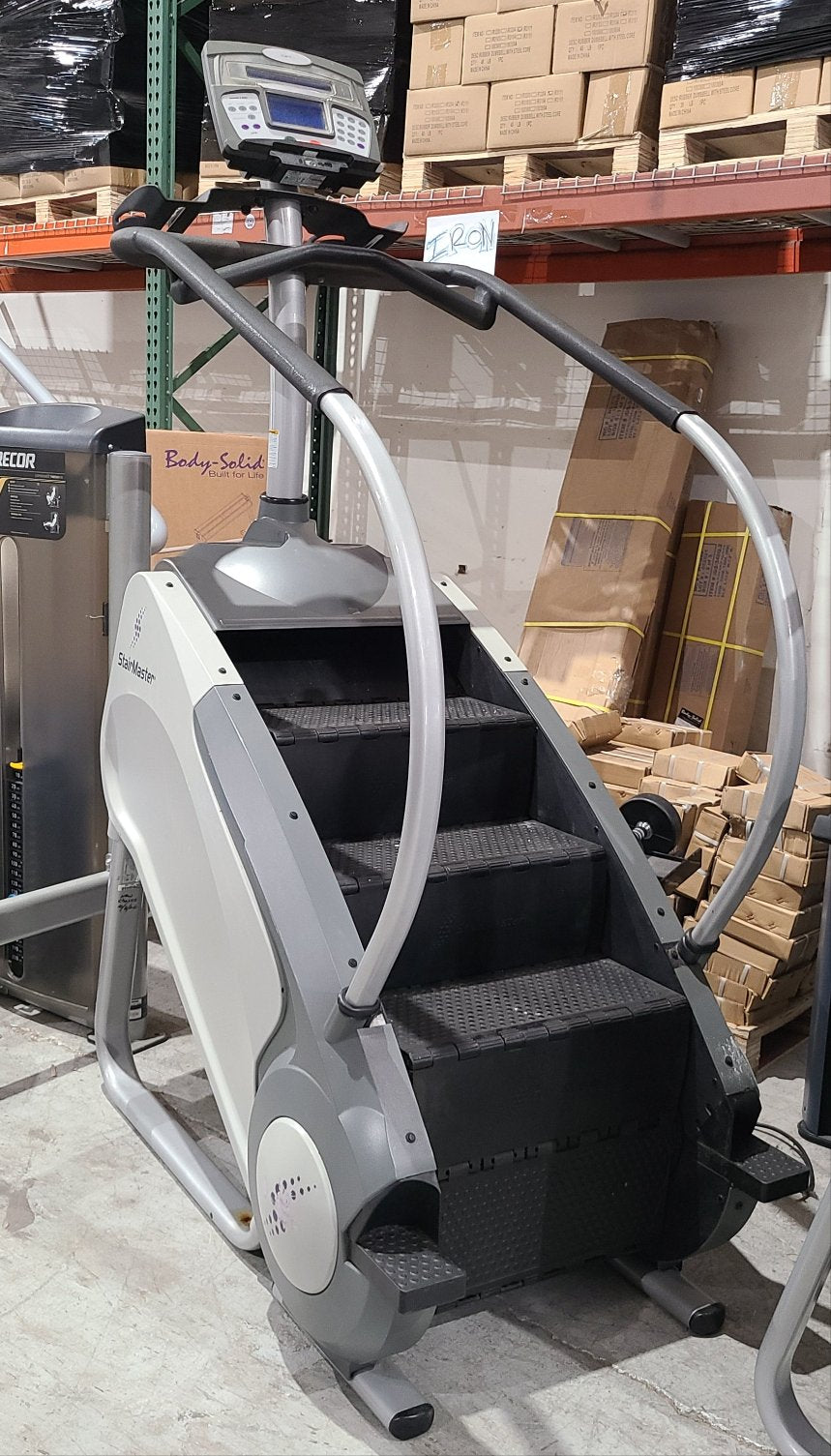 StairMaster vs Treadmill: Comparing Cardio Exercise Equipment - Fit Vibes